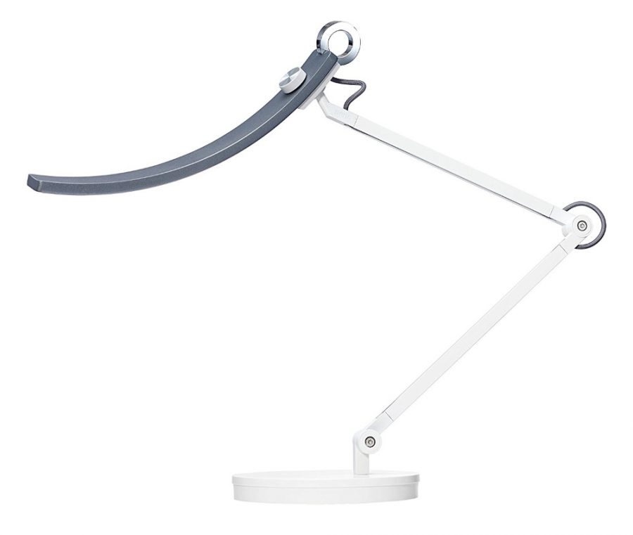 BenQ WiT Review: A Curved LED Desk Lamp For Working & Reading